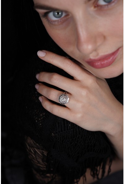 Favori Pırlanta Baget Yüzük