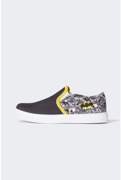 DeFacto Erkek Çocuk Batman Lisanslı Bağcıklı Düz Taban Sneaker X1324A622SM