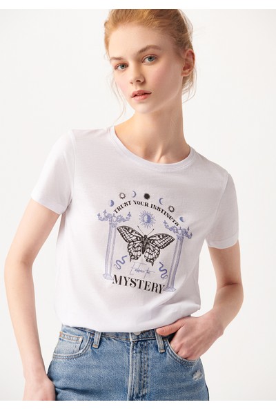 Mavi Kelebek Baskılı Beyaz Tişört