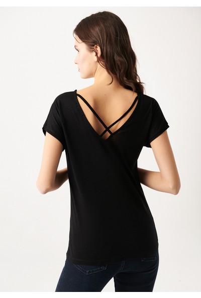 Mavi Sırt Deyaylı Siyah Tişört