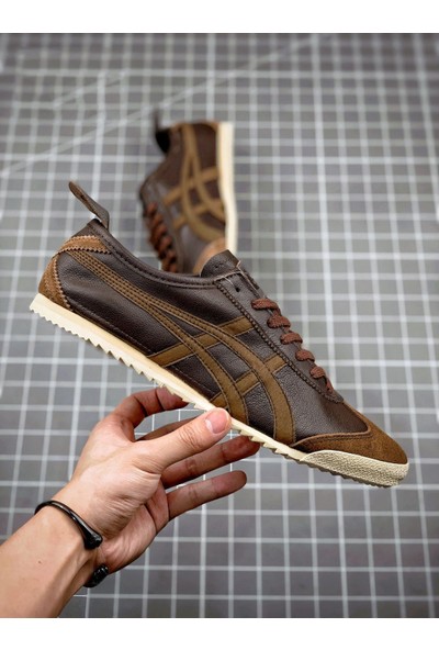 Onitsuka Tiger Mexıco 66 Erkek ve Kadın Ayakkabı Sheepskin Normal Ayakkabıları 1181A119-105 Karanlı Kahverengi (Yurt Dışından) Onitsuka Tiger Mexıco 66 Erkek ve Kadın Ayakkabı Sheepskin Normal Ayakkabıları 1181A119-105 Karanlı Kahverengi (Yurt Dışından)