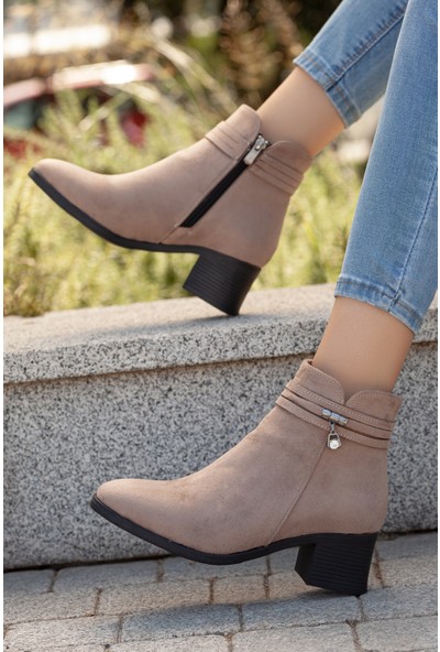 Daxtors D057 Kadın Klasik Bot Daxtors D057 Kadın Klasik Bot