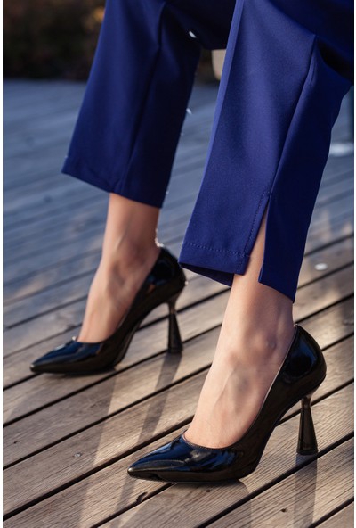 Daxtors D2053 Kadın Günlük Klasik Topuklu Ayakkabı