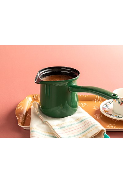 Flowertopia Emaye Cezve 500 ml Koyu Yeşil Flowertopia Emaye Cezve 500 ml Koyu Yeşil