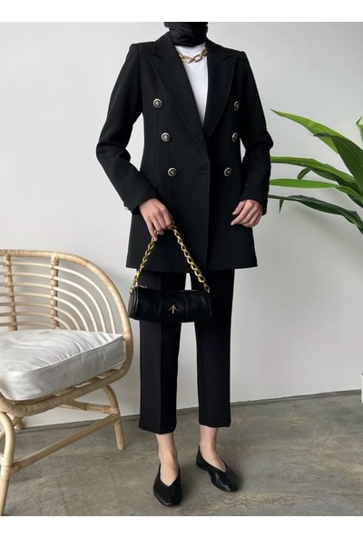 Kadın Siyah Atlas Kumaş Astarlı Kruvaze Blazer Ceket