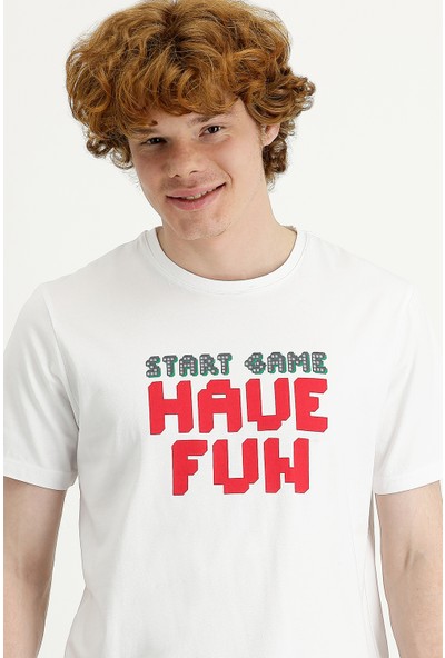 Bisiklet Yaka Slim Fit Baskılı Tişört