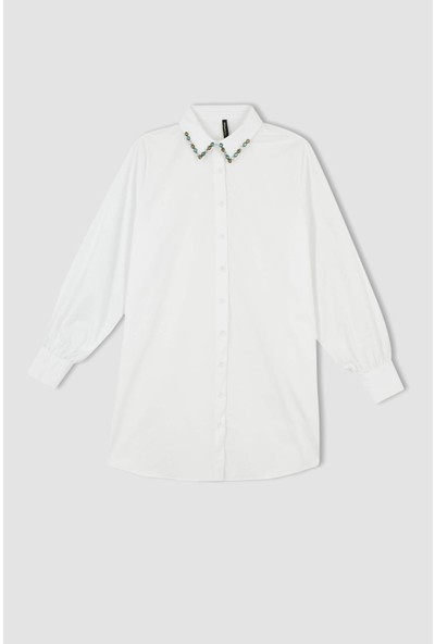 DeFacto Regular Fit Yaka Taş Detaylı Uzun Kollu Poplin Gömlek Tunik X7137AZ22SM