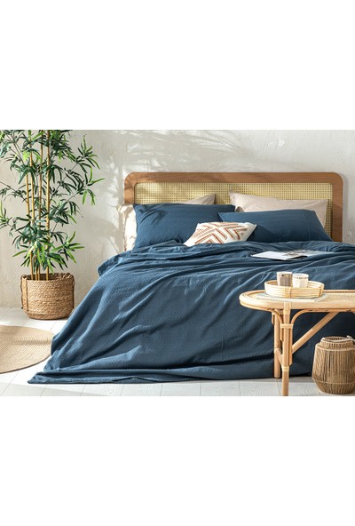 English Home Ancient Diamond Kabartma Jakar Çift Kişilik Nevresim Takımı 200 x 220 cm Indigo English Home Ancient Diamond Kabartma Jakar Çift Kişilik Nevresim Takımı 200 x 220 cm Indigo