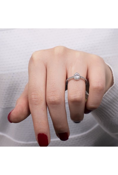 Nur Silver Pandora Işıltılı Damla Taş Yüzük