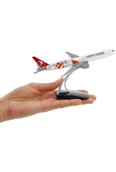 Zekupp Boeing 777-300 1/500 Plastik - Euroleague Özel Tasarım Model Uçak Zekupp Boeing 777-300 1/500 Plastik - Euroleague Özel Tasarım Model Uçak