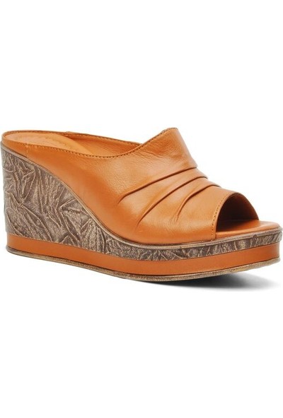Taba Hakiki Deri Kadın Dolgu Topuk Terlik Taba Hakiki Deri Kadın Dolgu Topuk Terlik