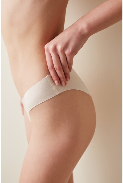 Açık Bej Laser Cut Shape Highleg Cotton Slip Külot Açık Bej Laser Cut Shape Highleg Cotton Slip Külot