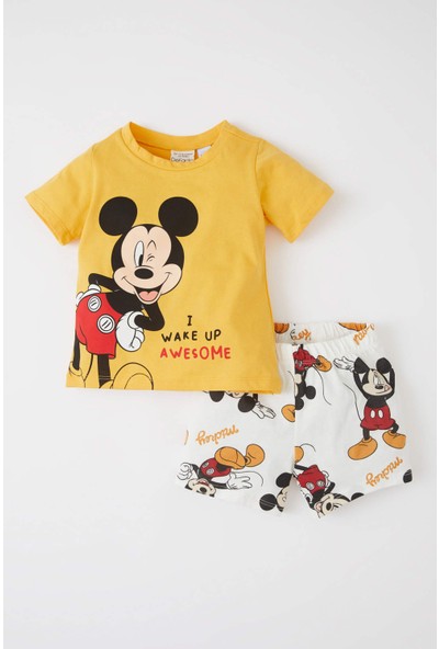 DeFacto Erkek Bebek Disney Mickey & Minnie Lisanslı Regular Fit Kısa Kollu Şortlu Pijama Takım X7707A222SM DeFacto Erkek Bebek Disney Mickey & Minnie Lisanslı Regular Fit Kısa Kollu Şortlu Pijama Takım X7707A222SM