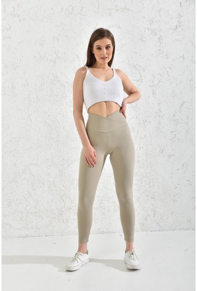 Hull Collection Fitilli Toparlayıcı Çapraz Belli Tayt Bej Hull Collection Fitilli Toparlayıcı Çapraz Belli Tayt Bej