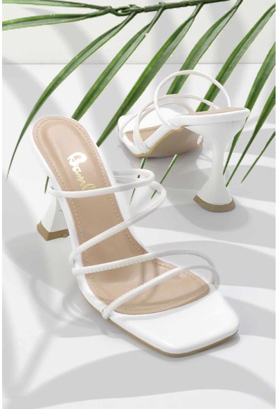 Bambi Beyaz Kadın Terlik K048690220