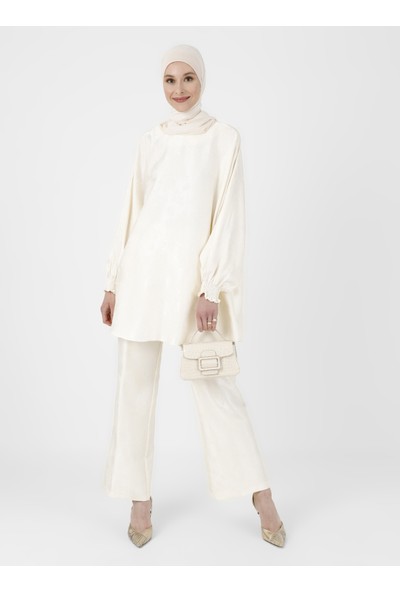 Refka Yarasa Kollu Jakarlı Saten Takım - Ekru - Refka Woman Refka Yarasa Kollu Jakarlı Saten Takım - Ekru - Refka Woman