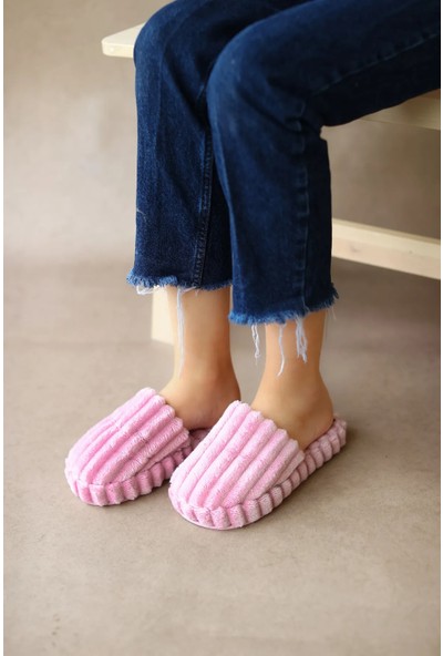 Kadın Kışlık Terlik Pudra