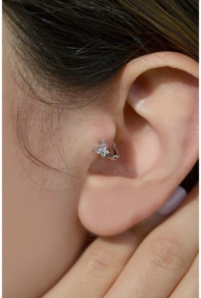 Sacce Scarves&Accessories Pembe Kelebek Tragus Piercing Gümüş Renk Sacce Scarves&Accessories Pembe Kelebek Tragus Piercing Gümüş Renk