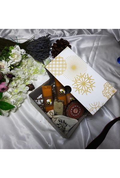 Frig Lavanta Tasarım Hediyelik Petek Balmumu Kare Arı Objeli 4 cm Kalınlık 6-10-15 cm Boy Lavantalı Set