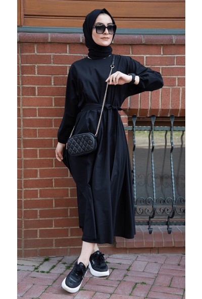 Sevitli Siyah Mevlana Model Yakasız Uzun Elbise Sevitli Siyah Mevlana Model Yakasız Uzun Elbise