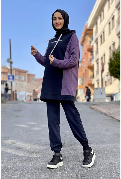 Sinelay Moda Çizgi Çift Renk Baskılı Takım Lacivert Sinelay Moda Çizgi Çift Renk Baskılı Takım Lacivert