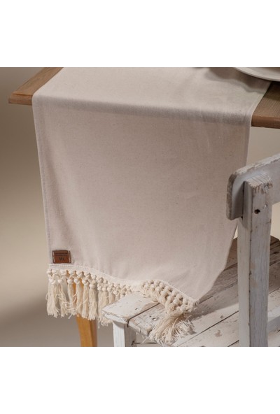 Vivamaison Düz Bej Uzun Püsküllü Pamuk Kumaş 45X150 cm Runner Masa Örtüsü Vivamaison Düz Bej Uzun Püsküllü Pamuk Kumaş 45X150 cm Runner Masa Örtüsü