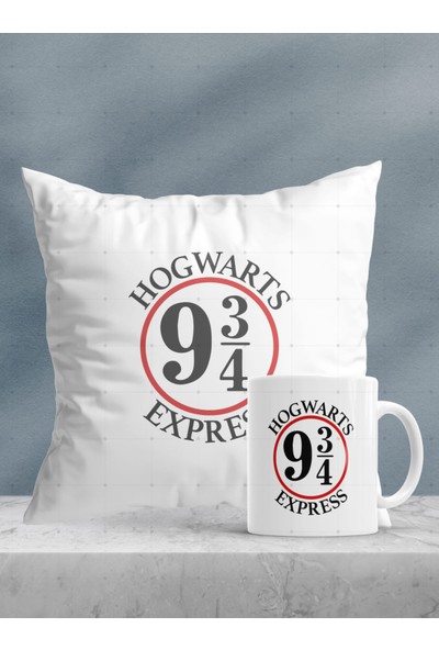 Hogwarts Express Baskılı Yastık Kupa Set Hogwarts Express Baskılı Yastık Kupa Set