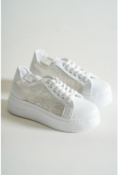 Basskan Bayan Beyaz Dantel Detaylı Bağcıklı Sneaker Günlük Spor Ayakkabı KECSP123 Basskan Bayan Beyaz Dantel Detaylı Bağcıklı Sneaker Günlük Spor Ayakkabı KECSP123