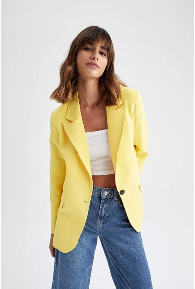 DeFacto Oversize Fit Cep Kapaklı Tek Yırtmaçlı Blazer CEKET X0017AZ22SM DeFacto Oversize Fit Cep Kapaklı Tek Yırtmaçlı Blazer CEKET X0017AZ22SM