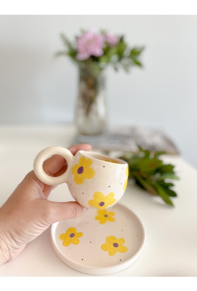 El Yapımı ve Boyaması Vintage Sarı Çiçekli Double Türk Kahvesi Fincanı