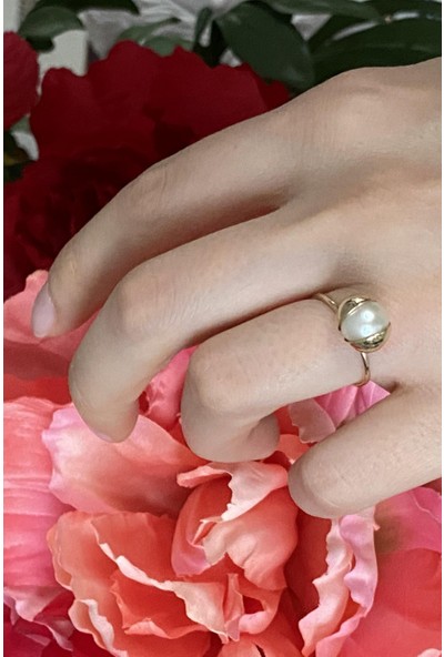 BIRINCI1926 14 Ayar Yeşil Altın Inci Yüzük BIRINCI1926 14 Ayar Yeşil Altın Inci Yüzük