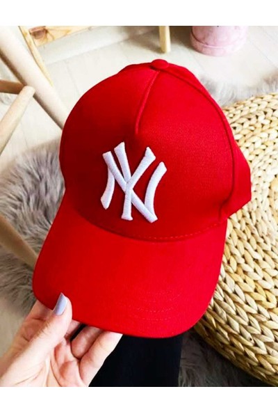 Masal Dünyası Bursa Ny New York Işlemeli Unisex Şapka