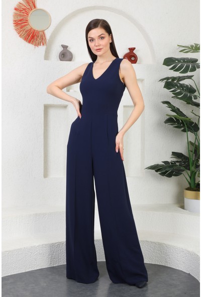 Gizli Cepli Lacivert Sırt Dekolteli Bol Paça Tulum Gizli Cepli Lacivert Sırt Dekolteli Bol Paça Tulum