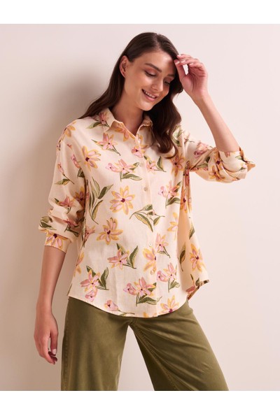 Jimmy Key Kadın Bej Düz Kesim Uzun Kollu Çiçek Desenli Gömlek Jimmy Key Kadın Bej Düz Kesim Uzun Kollu Çiçek Desenli Gömlek