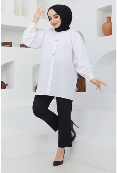 Modamiks Taş Düğme Detaylı Terikoton Poplin Gömlek - Beyaz Modamiks Taş Düğme Detaylı Terikoton Poplin Gömlek - Beyaz