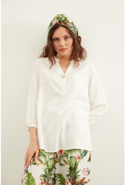 Gusto Tek Düğmeli Viskon Bluz - Beyaz Gusto Tek Düğmeli Viskon Bluz - Beyaz
