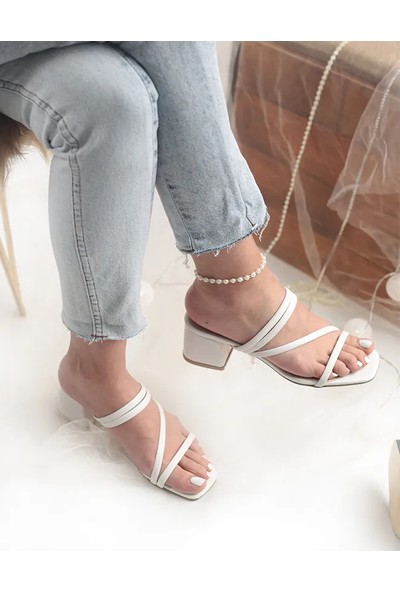Shoecide Kadın Beyaz Cilt Biyeli Terlik Shoecide Kadın Beyaz Cilt Biyeli Terlik