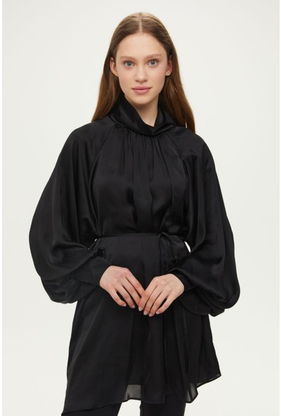Manuka Kuşaklı Saten Tunik Siyah