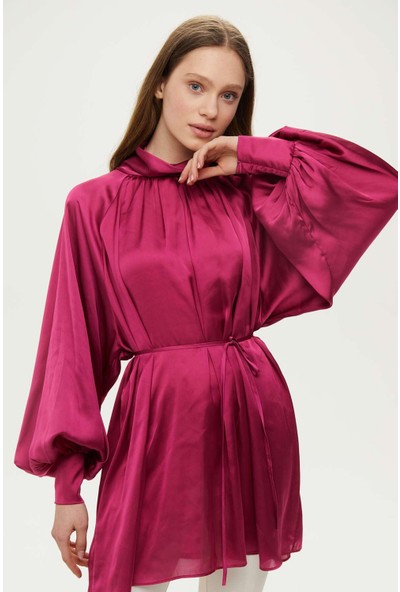 Manuka Kuşaklı Saten Tunik Pembe Manuka Kuşaklı Saten Tunik Pembe