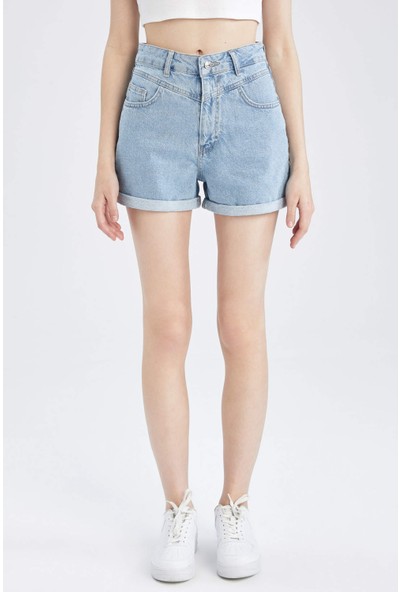 DeFacto Mom Fit Katlamalı Paça Yüksek Bel Jean Şort Y0219AZ22SM