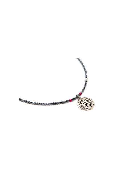 Capra Yaşam Çiçeği Hematit Taşlı Kolye