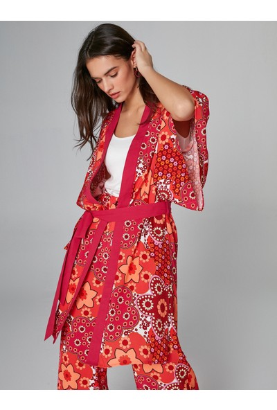 Faik Sönmez Çiçek Desen Kimono 64385 Faik Sönmez Çiçek Desen Kimono 64385