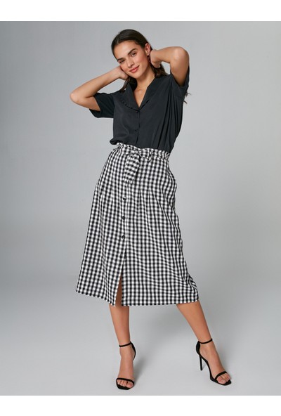 Faik Sönmez Gıngham Desen Düğme Detaylı Etek 64257 Faik Sönmez Gıngham Desen Düğme Detaylı Etek 64257