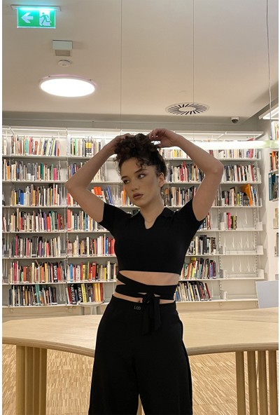 Deppot Siyah Gömlek Yaka Crop Top ATE738 Deppot Siyah Gömlek Yaka Crop Top ATE738