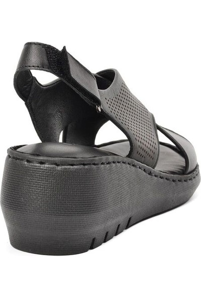Pabucmarketi Siyah Hakiki Deri Dolgu Kadın Dolgu Topuk Sandalet