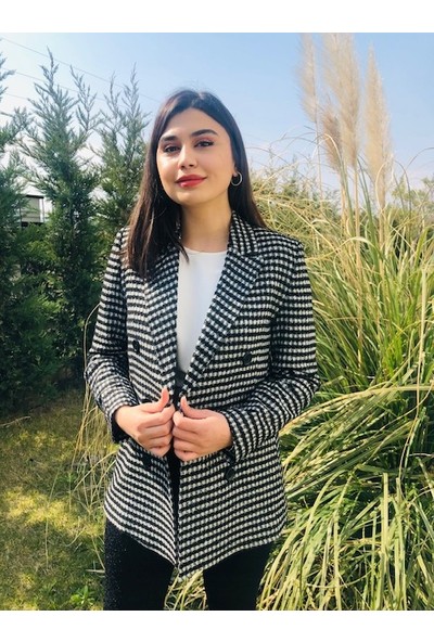 Kadın Siyah Kazayağı Desenli Kruvaze Yaka Blazer Ceket