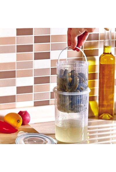 Fresh Box Süzgeçli Zeytinlik Turşuluk 1,5 Litre Fresh Box Süzgeçli Zeytinlik Turşuluk 1,5 Litre