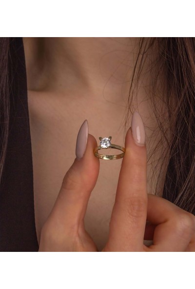Feays 8 Ayar Altın Tek Taş Yüzük
