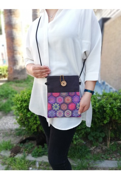 Askılı Kitap / Tablet / Ebook Çantası – Kılıfı (Mandala) Askılı Kitap / Tablet / Ebook Çantası – Kılıfı (Mandala)