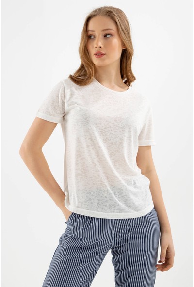 Fashion Friends Bisiklet Yaka Regular Fit T Shirt Bayan T Shirt 22Y0547K1